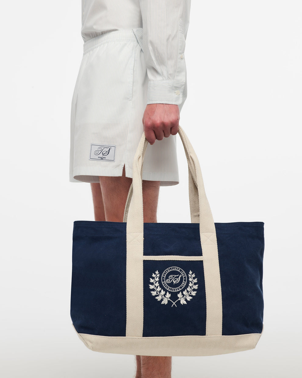 TS CREST WASHED NAVY BEACH BAG – Taylor Swift CA